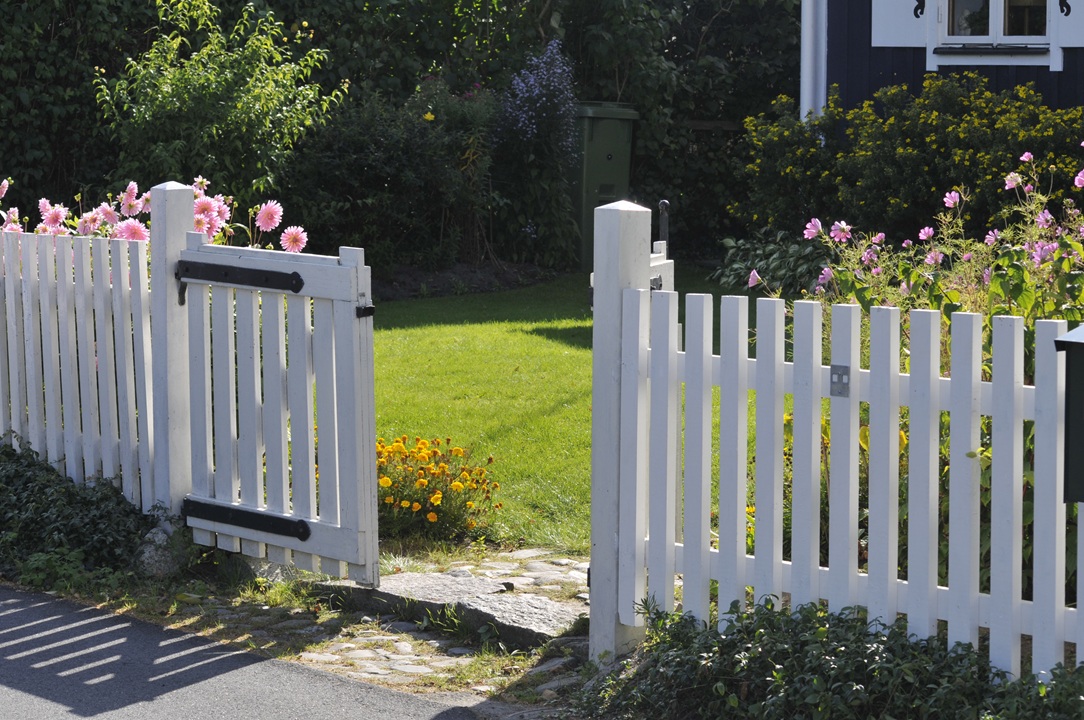 Schedule Your Summer Fence Installation Today - Hercules Fence Richmond